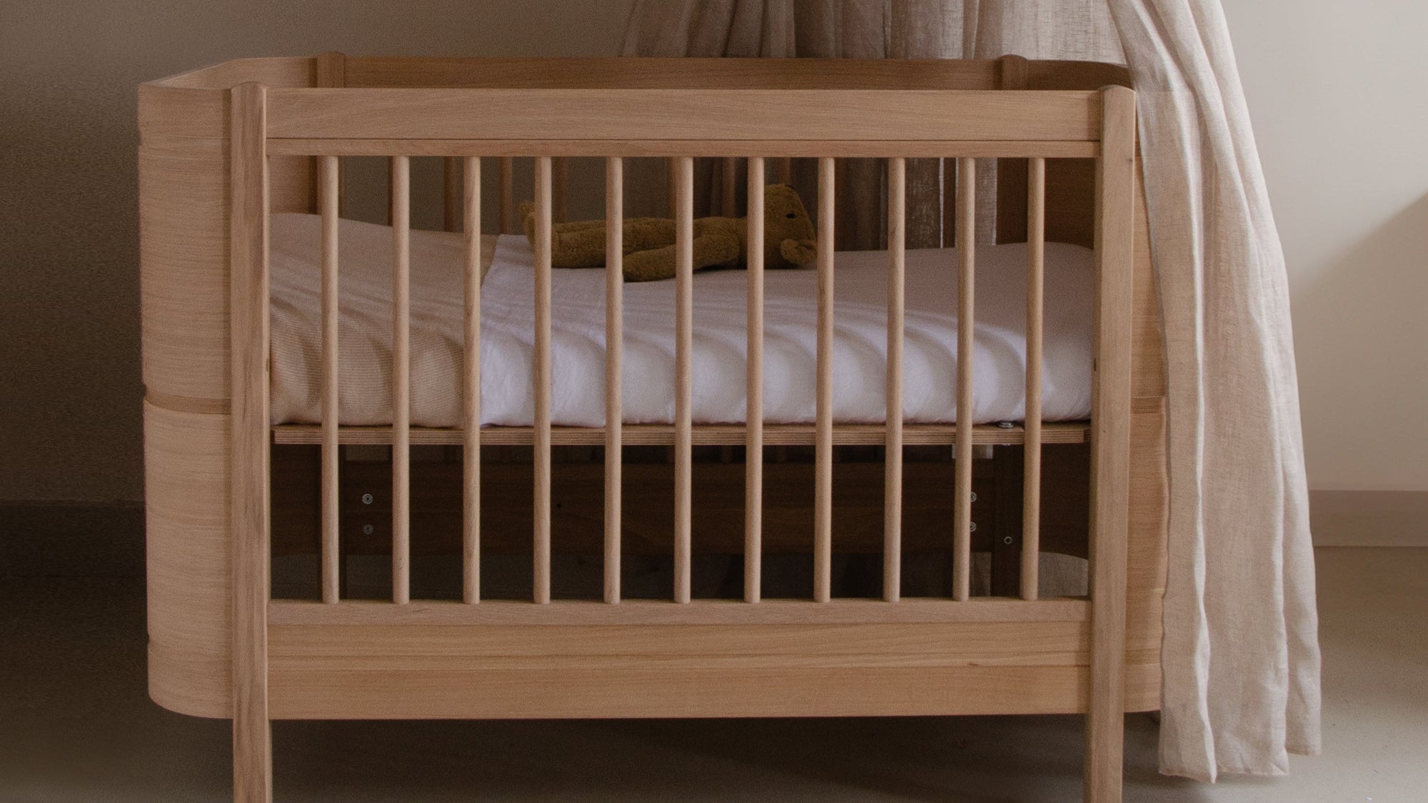 How to set up the Cot – The Archive Store